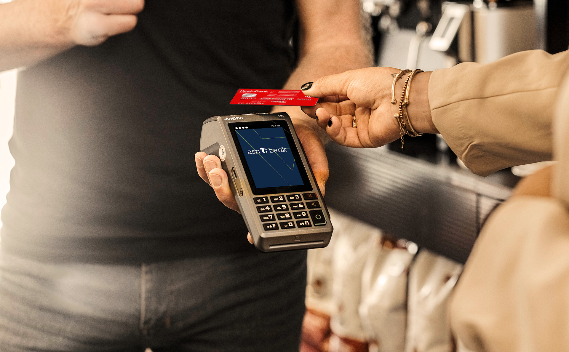 Bij ASN bank bestelt u eenvoudig een SEPAY betaalautomaat